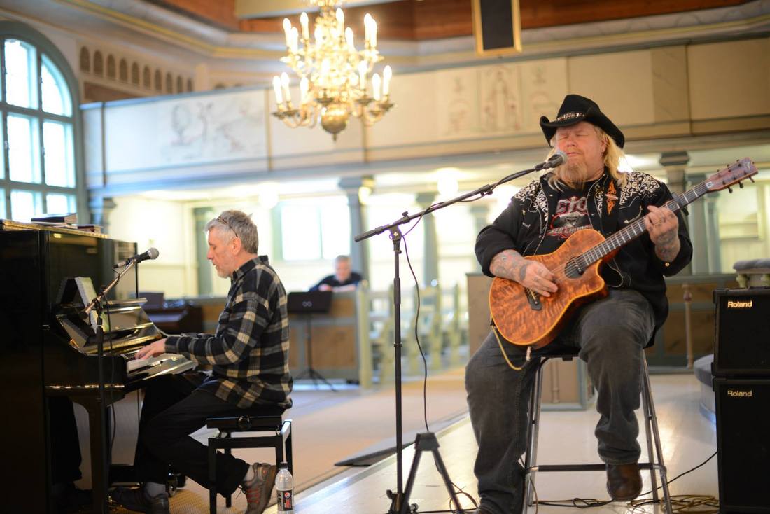 Pontus J Back - Official Website - NEWS & BLOG